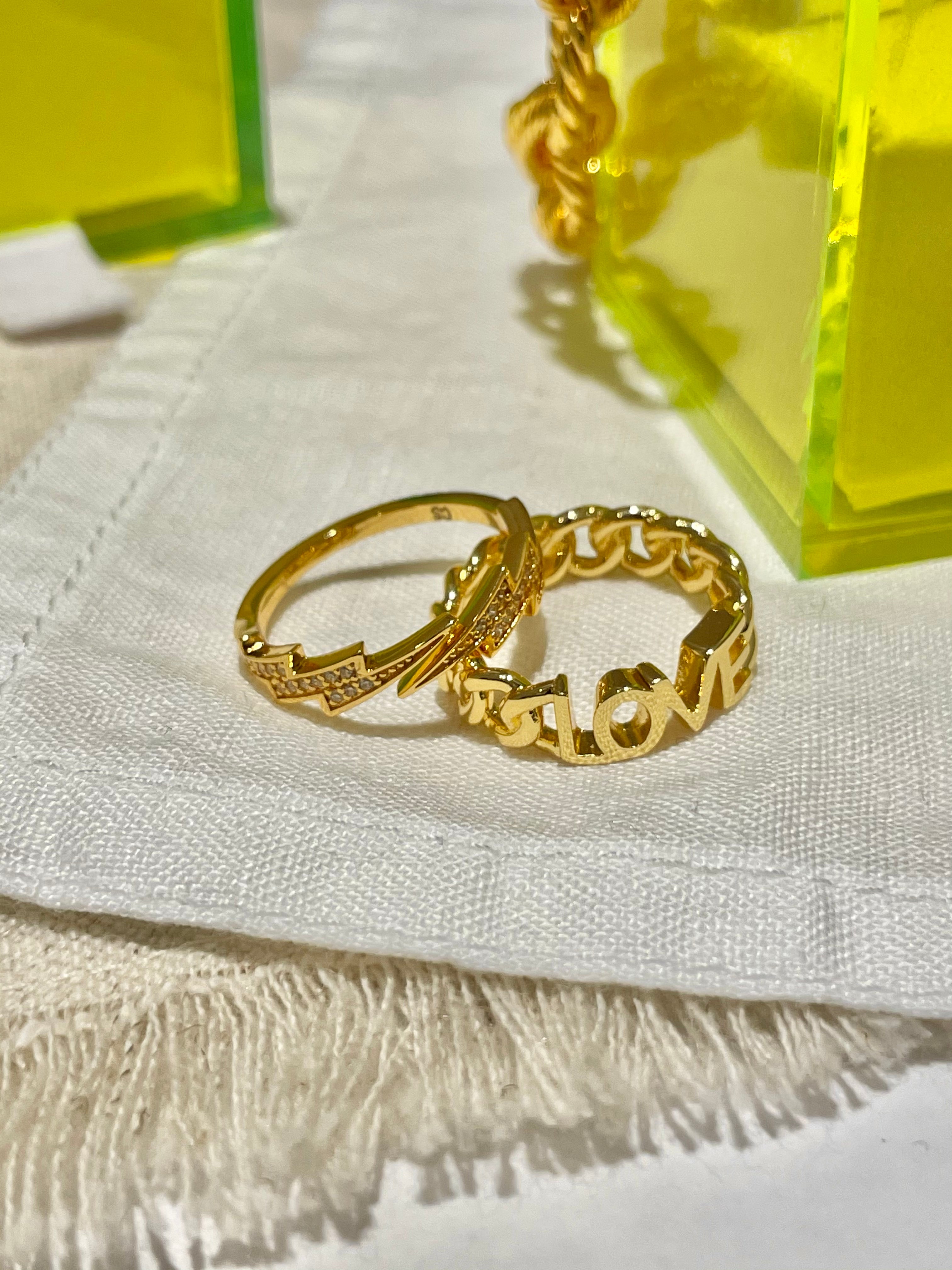 The Robin Hood Ring – Celeste Starre